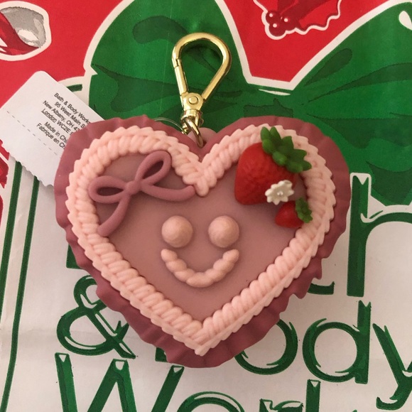 Bath & Body Works | Accessories | Bath Body Works Valentine Happy ...